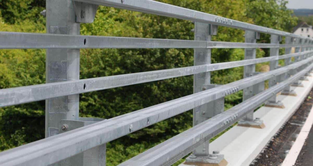 Bridge railings and -guards - DAV Nordic A/S