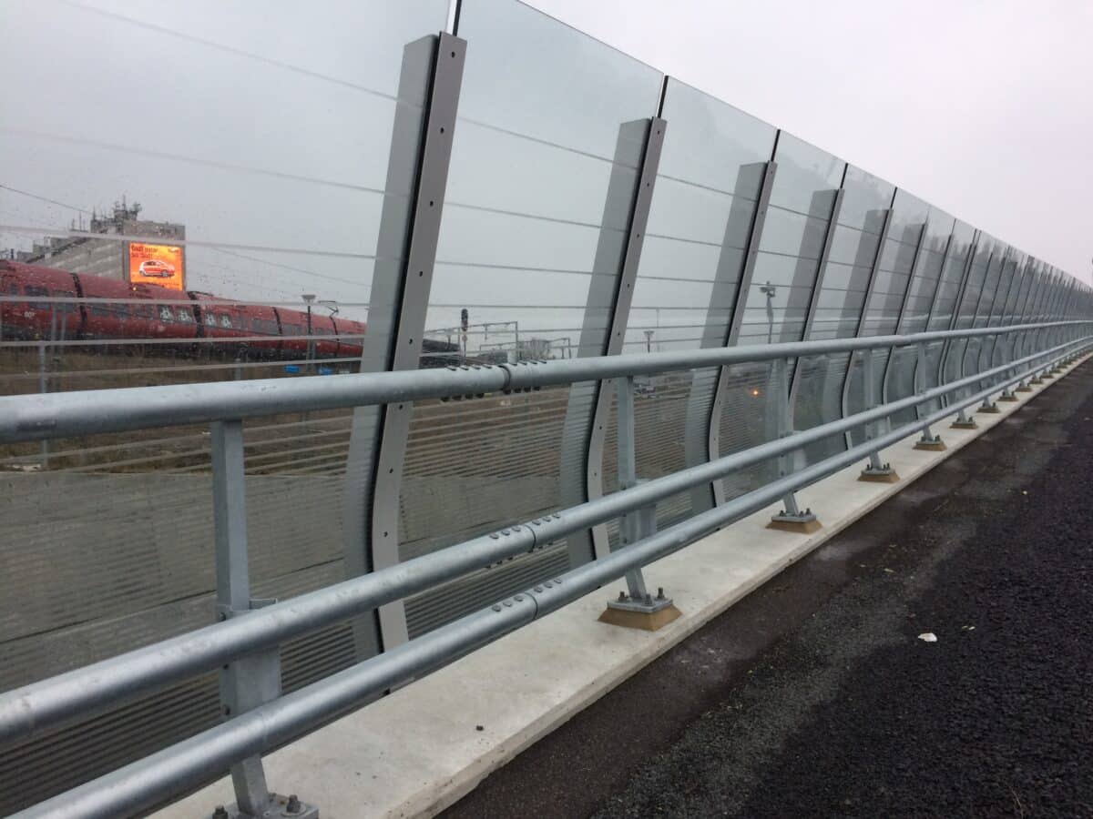 Railway screens - DAV Nordic A/S